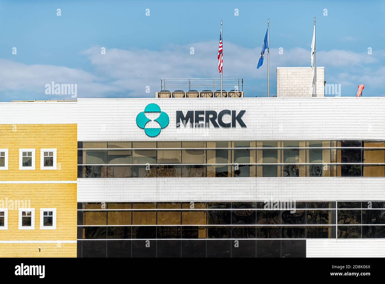 Pharma manufacturing hi-res stock photography and images - Alamy