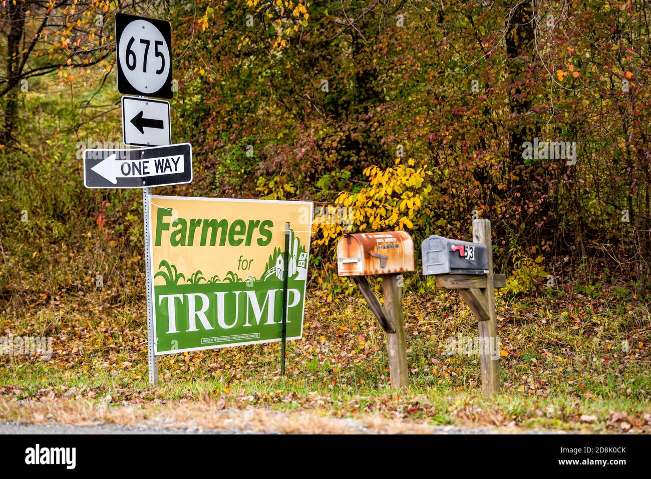 Farmers mailbox hi-res stock photography and images - Alamy