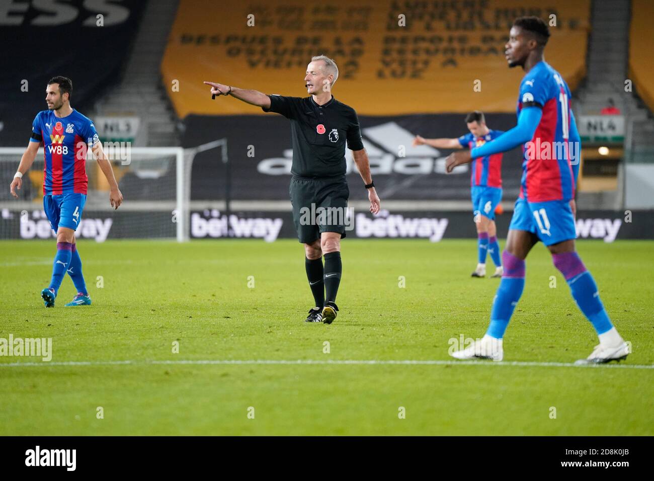 Referee points to the spot hi-res stock photography and images - Alamy