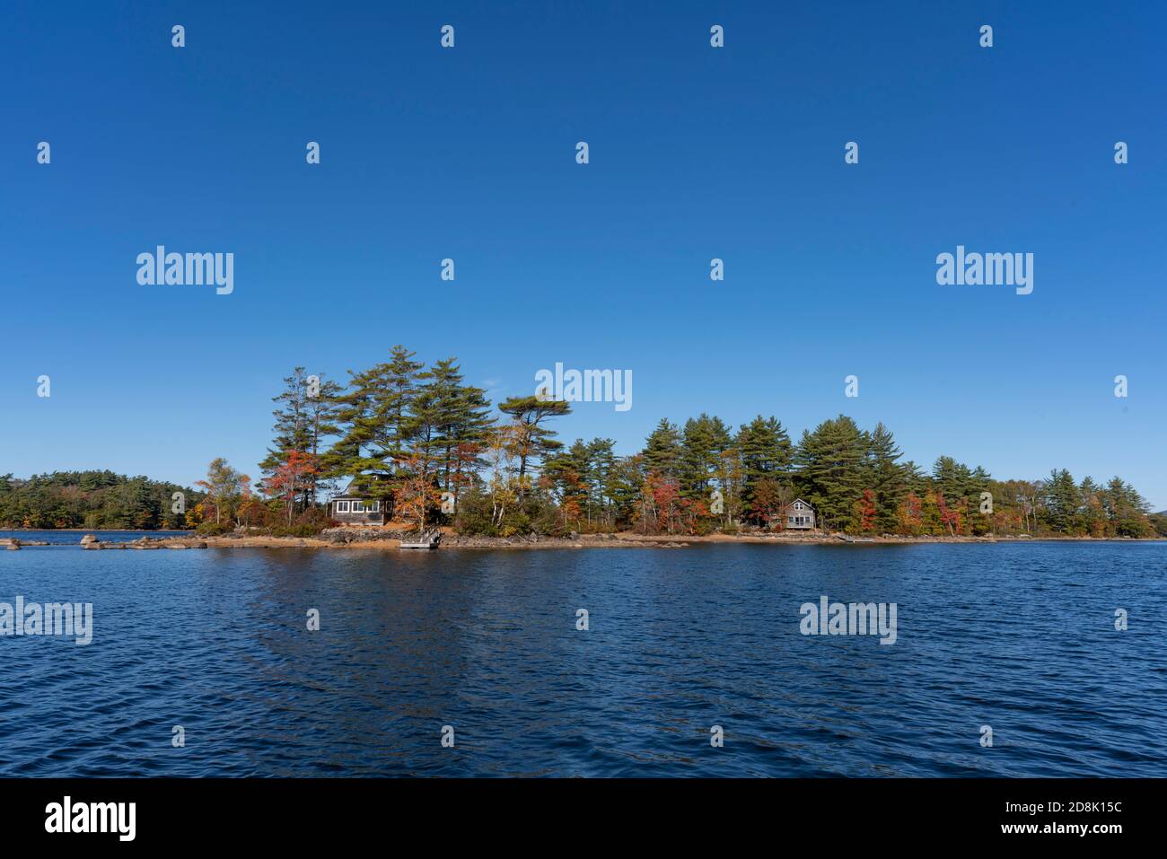 Megunticook Lake in Camden, Maine early morning in fall. Photo taken ...