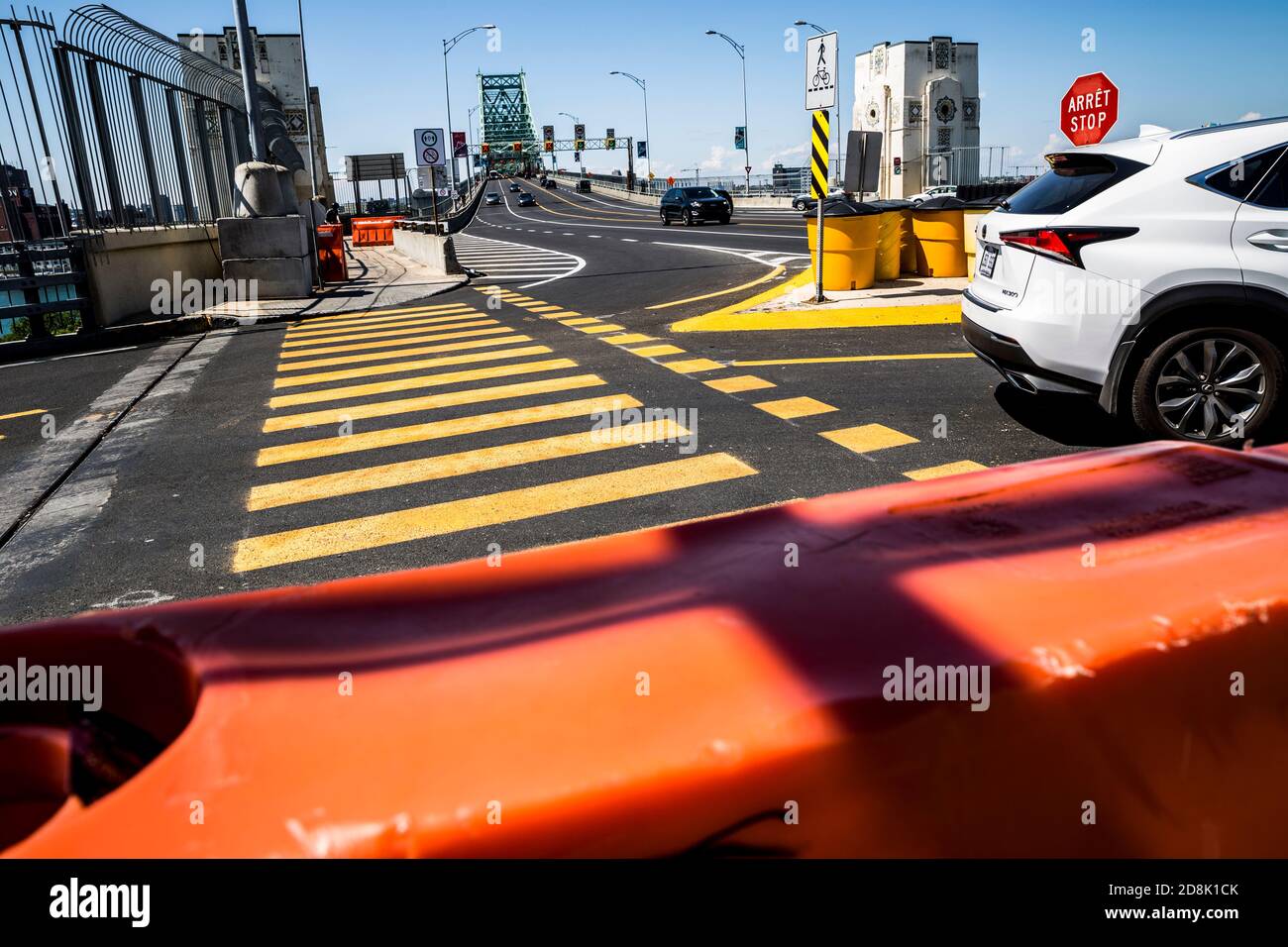 Zebra crossing white yellow lines hi-res stock photography and images ...