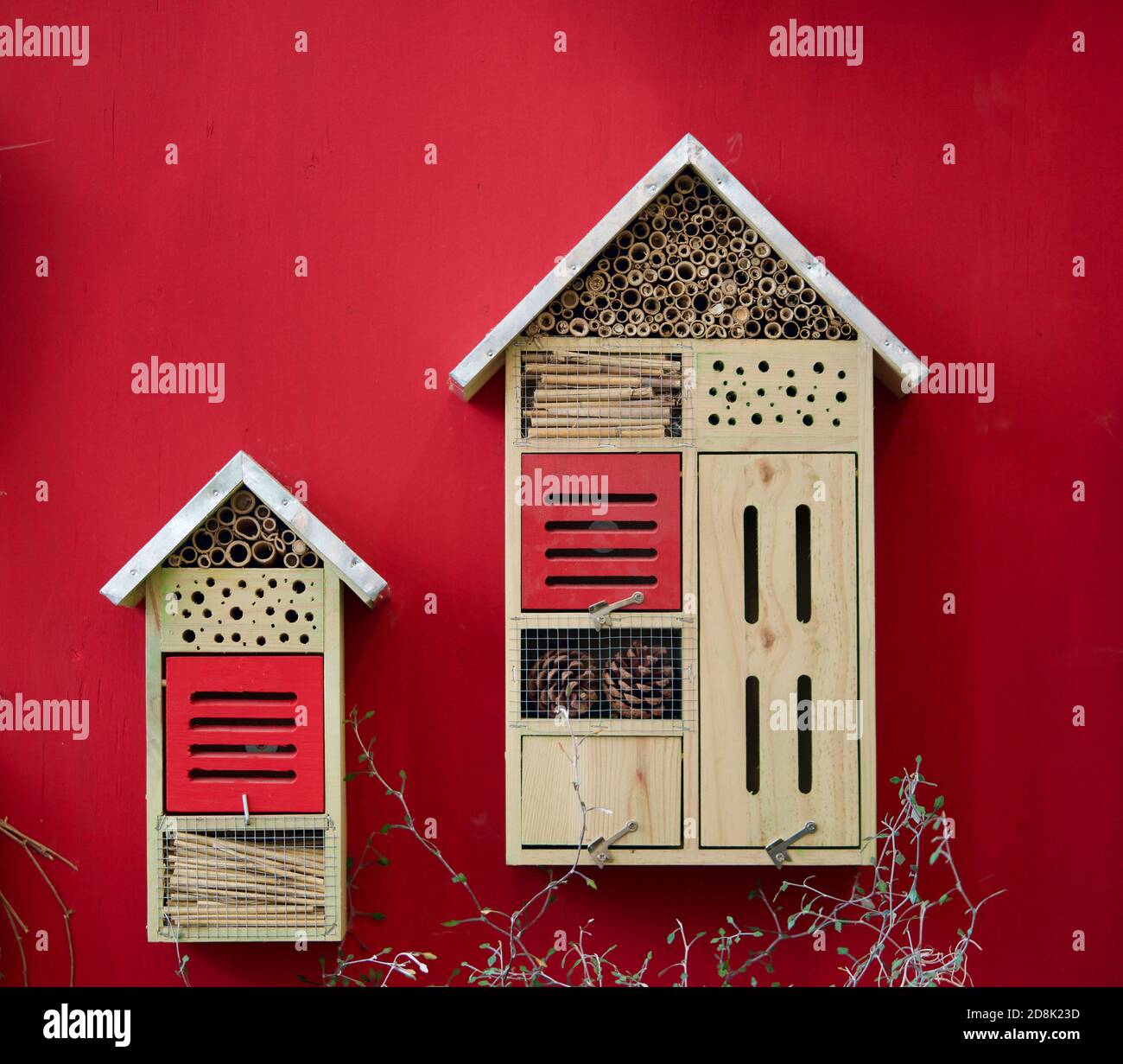 Bug hotels hi-res stock photography and images - Alamy