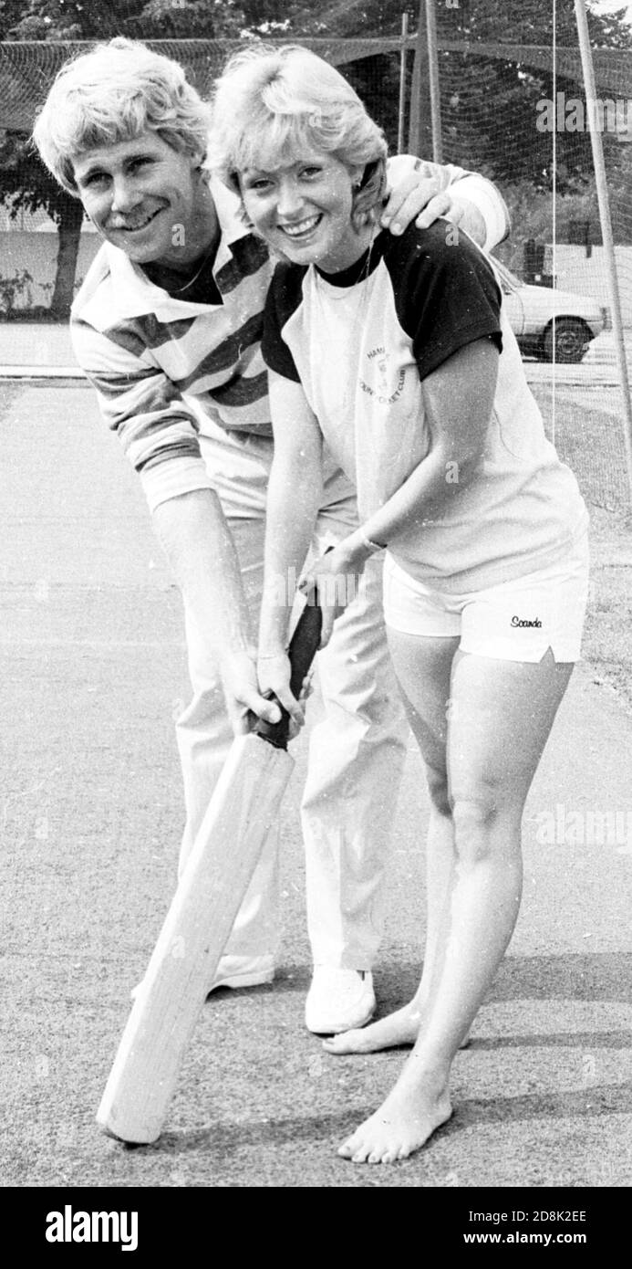 HAMPSHIRE CRICKET SOUTH AFRICAN BATSMEN CHRIS AND ROBIN SMITH ...