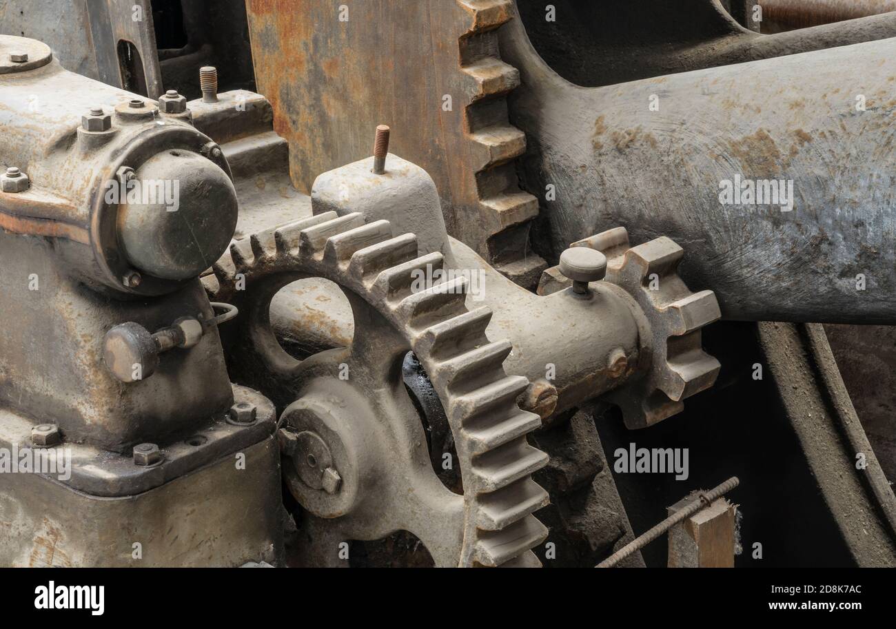 gearing on a historic steam engine Stock Photo - Alamy