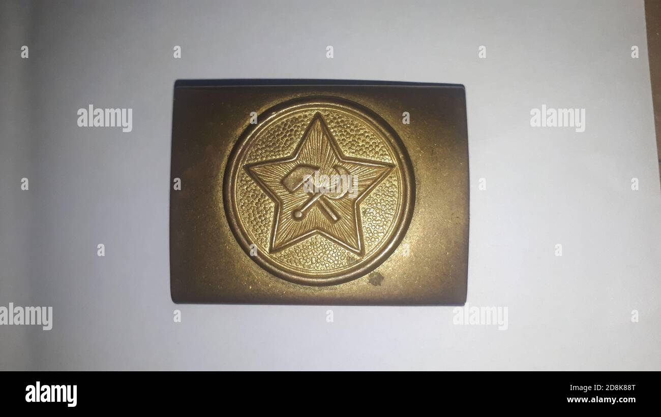 Rote uniform hi-res stock photography and images - Alamy