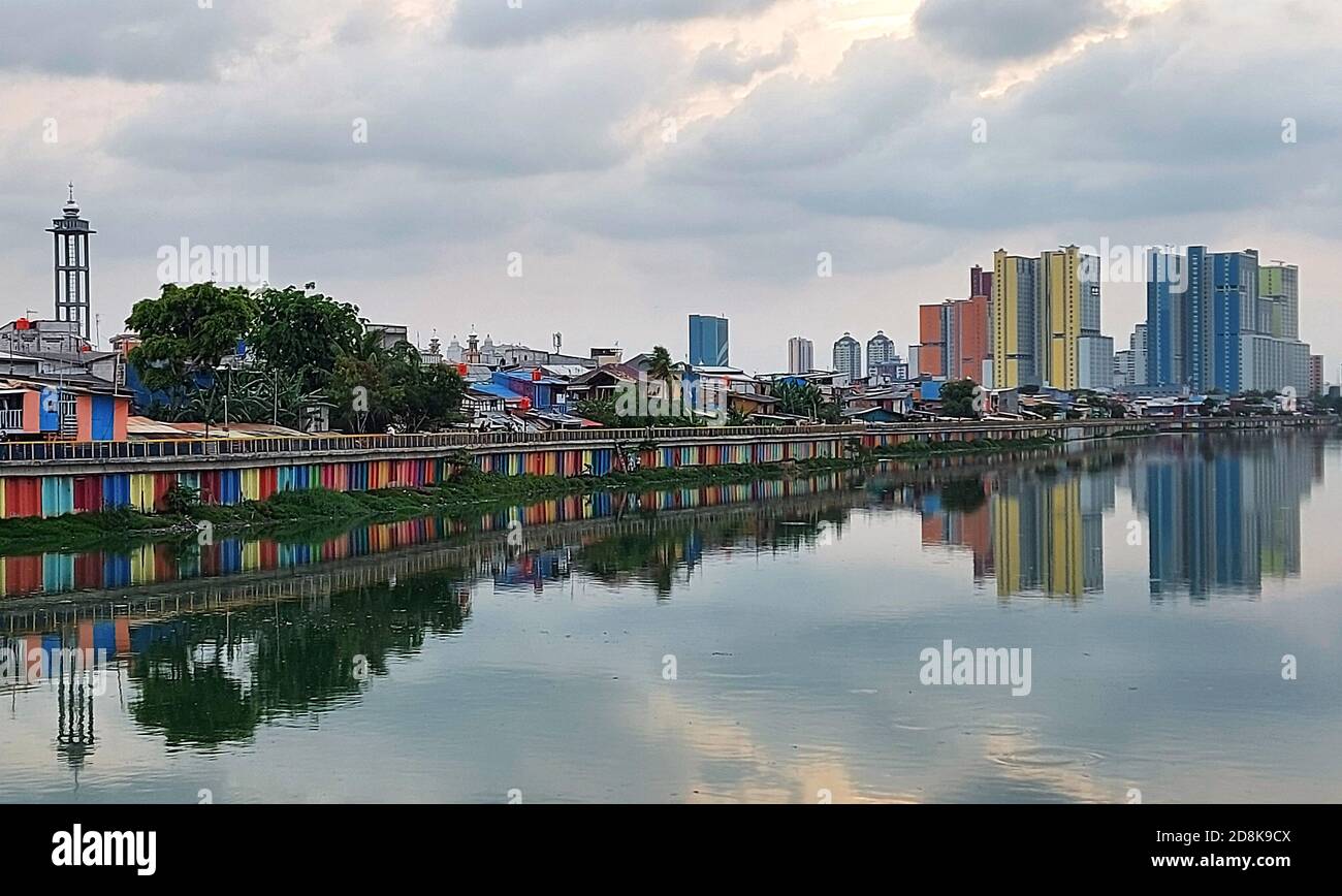 Danau Sunter Lake, Jakarta City, Indonesia Stock Photo - Alamy Danau Sunter Lake, Jakarta City, Indonesia Stock Photo - Alamy