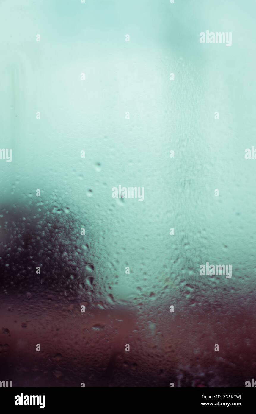 Water falling down glass surface hi-res stock photography and images ...