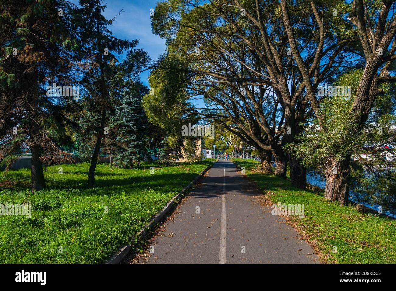 Beautiful cycle path hi-res stock photography and images - Alamy