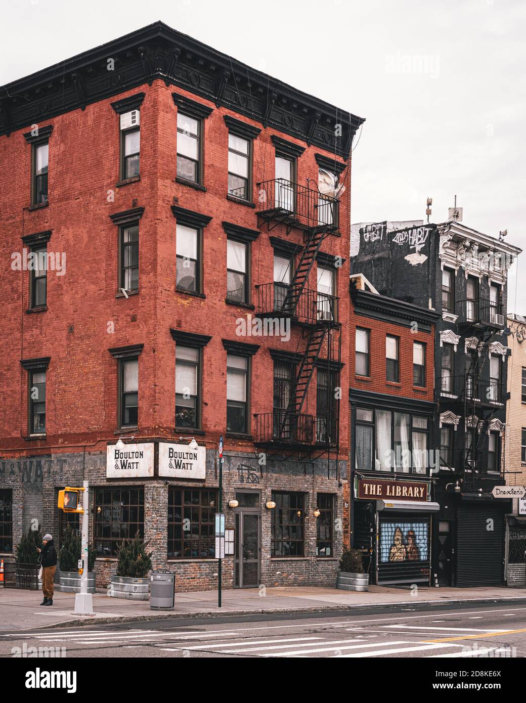 East houston street new york city hi-res stock photography and images ...