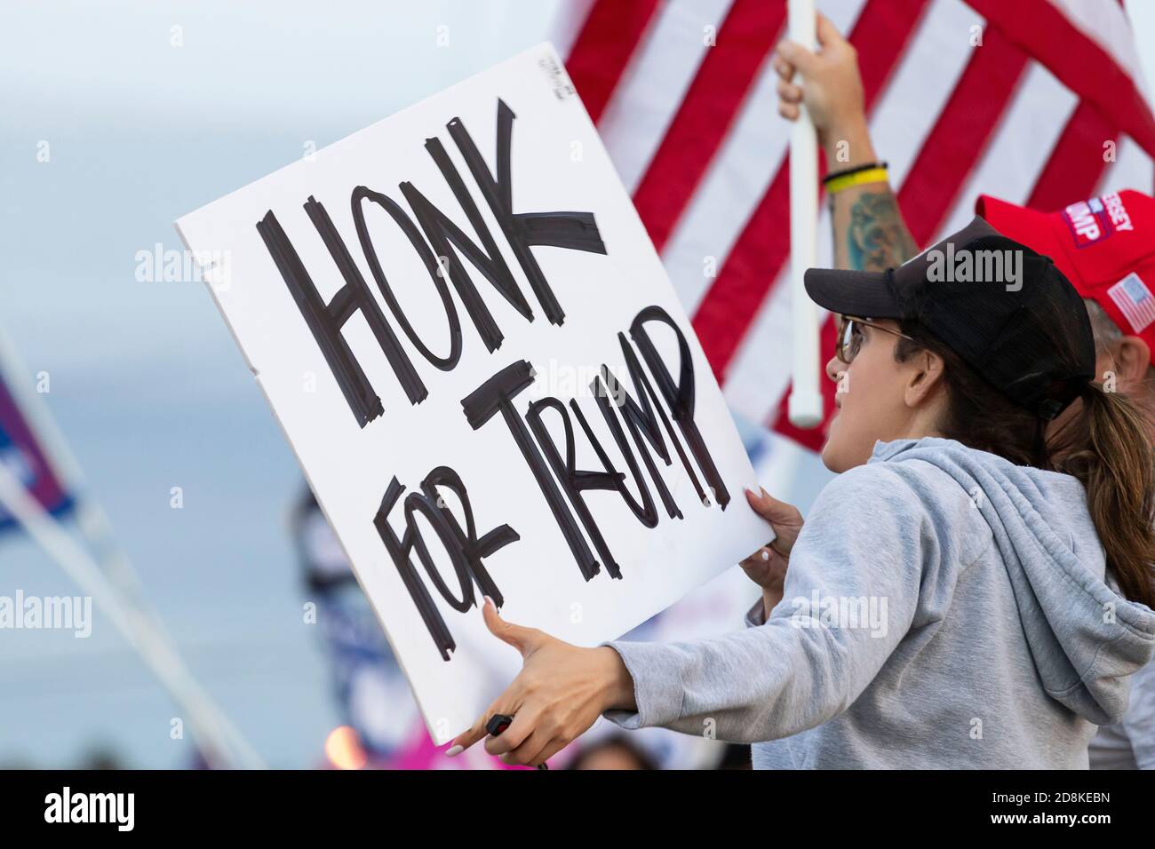 Donald trump maga hat hi-res stock photography and images - Alamy