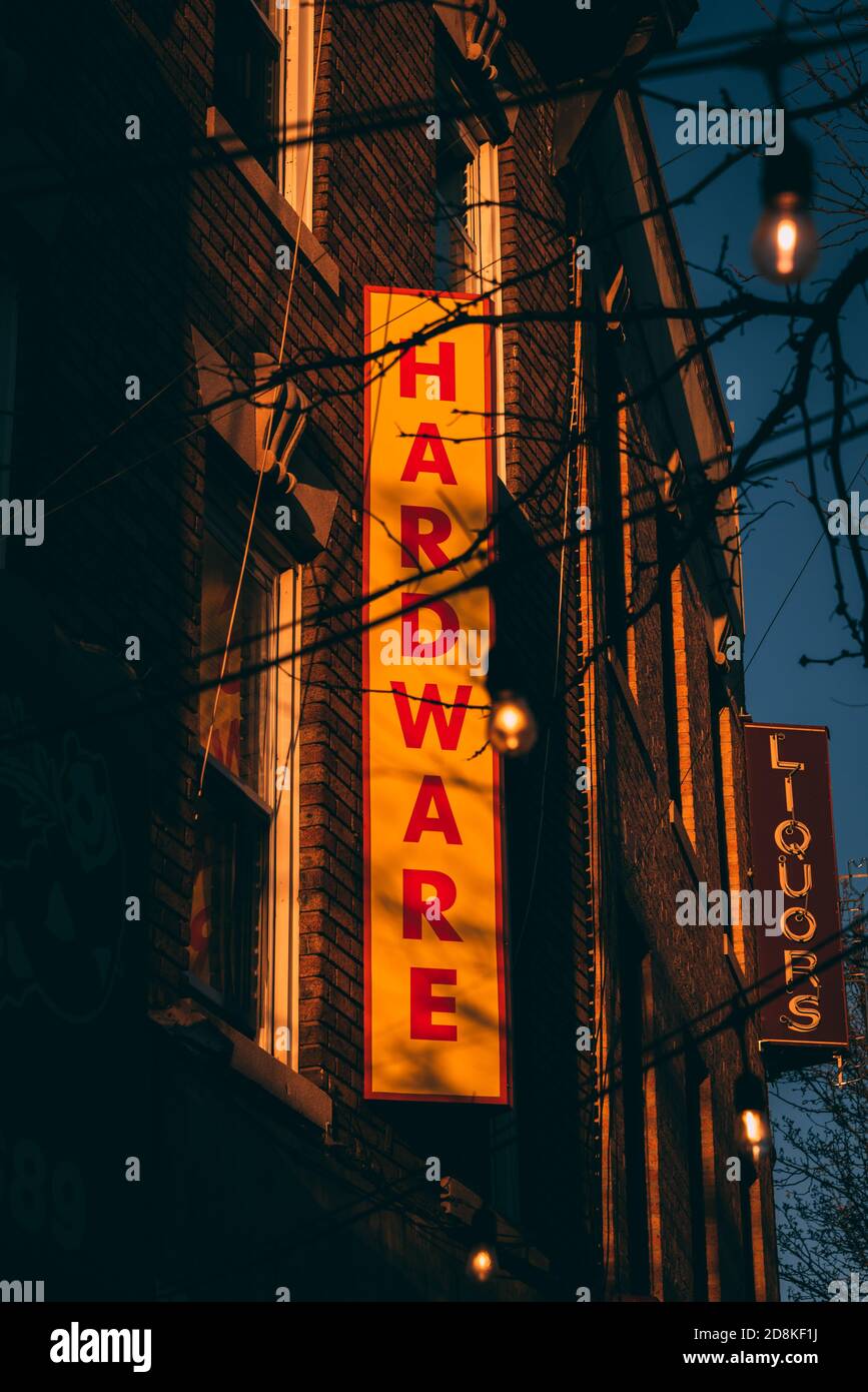 Hardware store sign in Ridgewood, Queens, New York City Stock Photo - Alamy