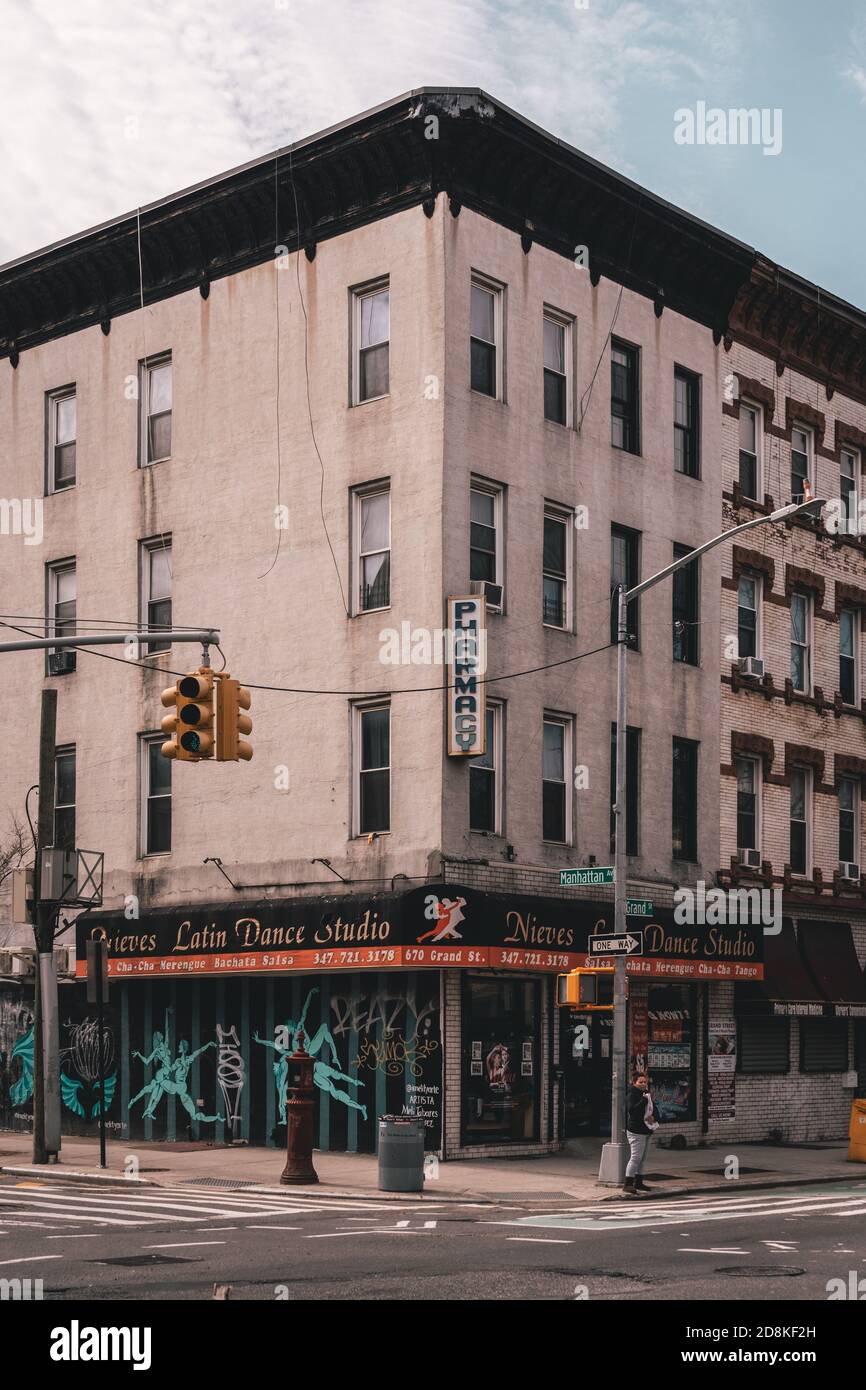 The intersection of Manhattan Ave and Grand Street in Williamsburg ...