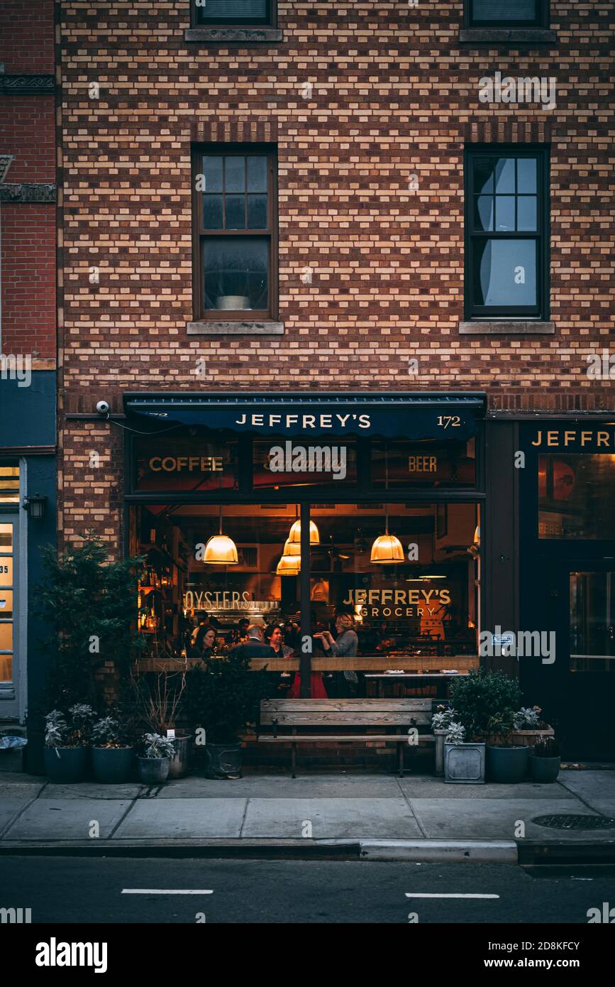 Jeffrey's grocery hi-res stock photography and images - Alamy
