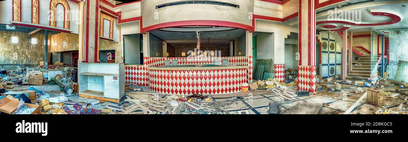 Diner in decline view hi-res stock photography and images - Alamy