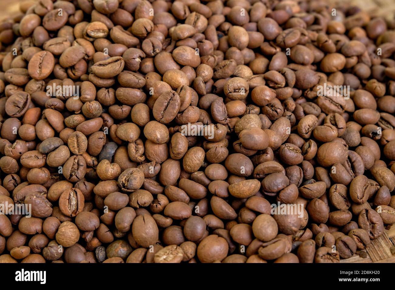 roasted green bean coffee Stock Photo - Alamy