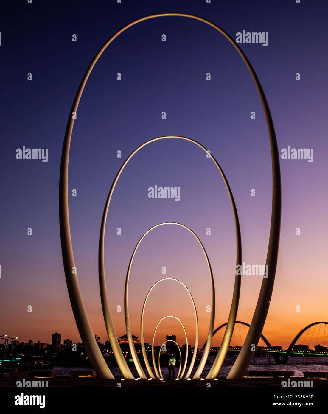 Elizabeth quay sculpture hi-res stock photography and images - Alamy