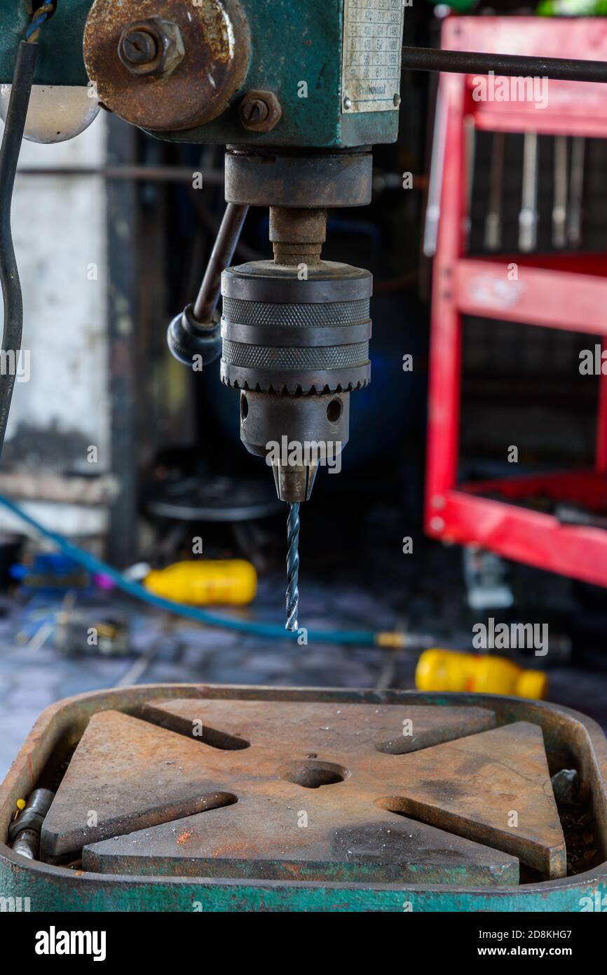 close-up of old drill machine in the shop Stock Photo - Alamy