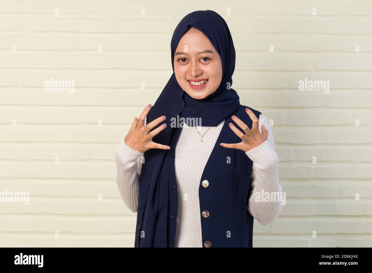 Screaming, hate and rage concept. Angry emotional muslim woman in hijab ...