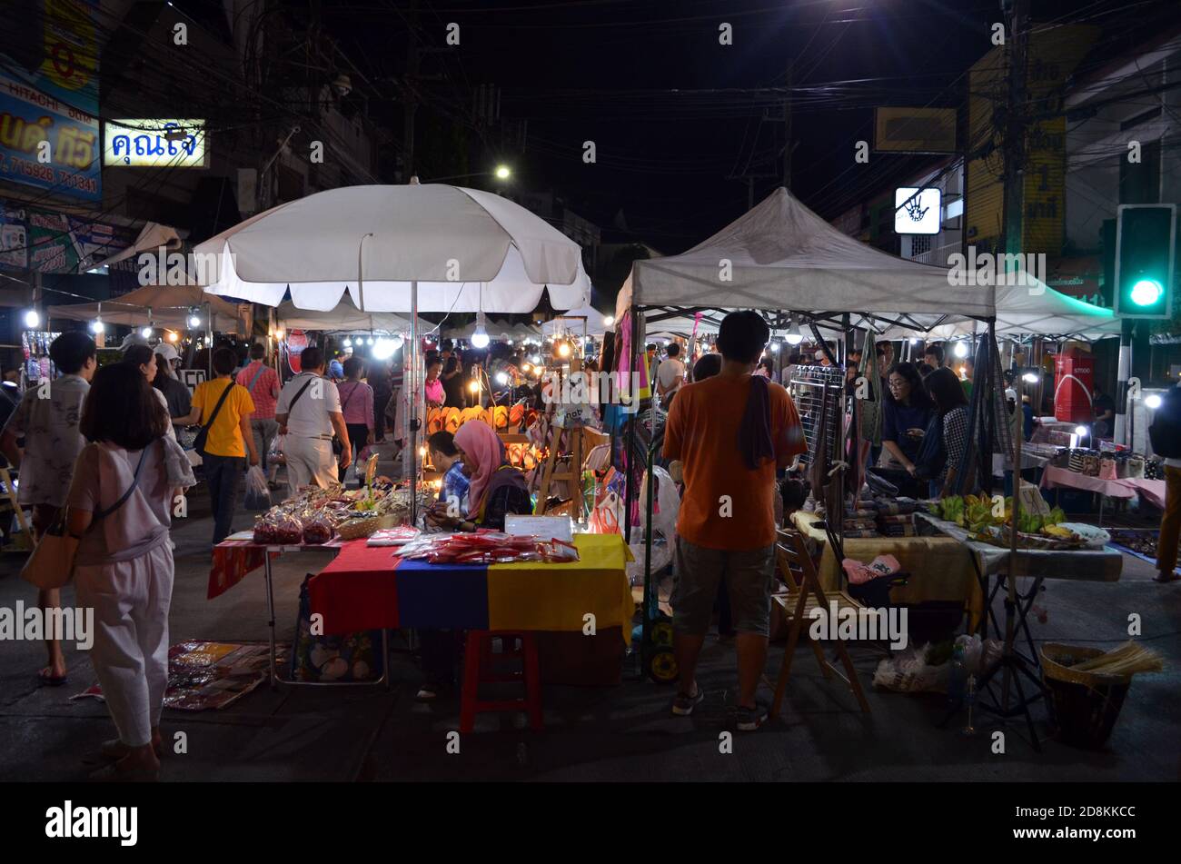 Chiang rai night market hi-res stock photography and images - Alamy