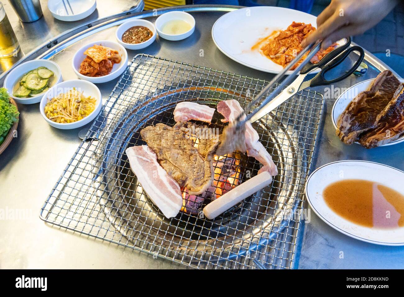 Overhead barbecue hi-res stock photography and images - Alamy