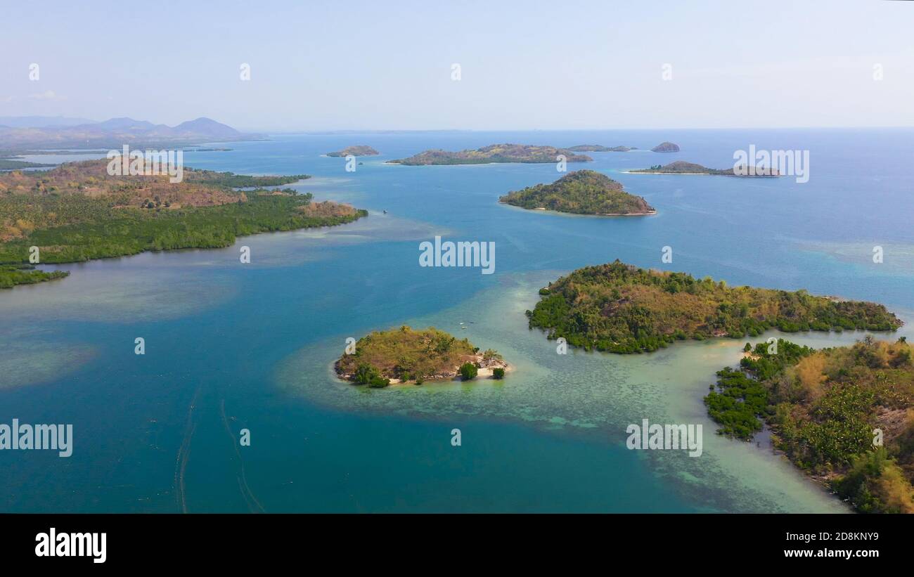 Tropical Islands with beautiful sandy beaches. Kabungan Island ...