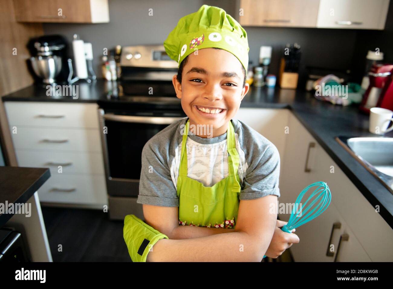 Black african american male chef hi-res stock photography and images ...