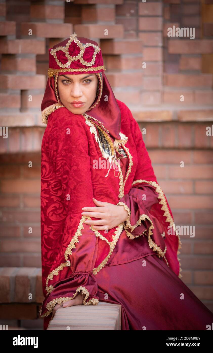 young beautiful Iranian lady in traditional clothing Stock Photo - Alamy