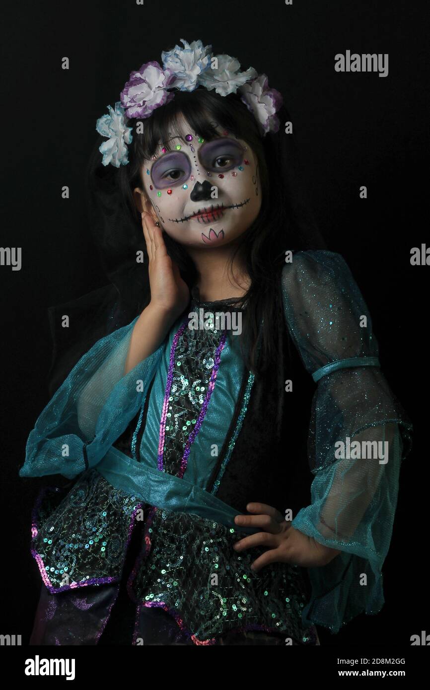 Catrina mexico children hi-res stock photography and images - Alamy
