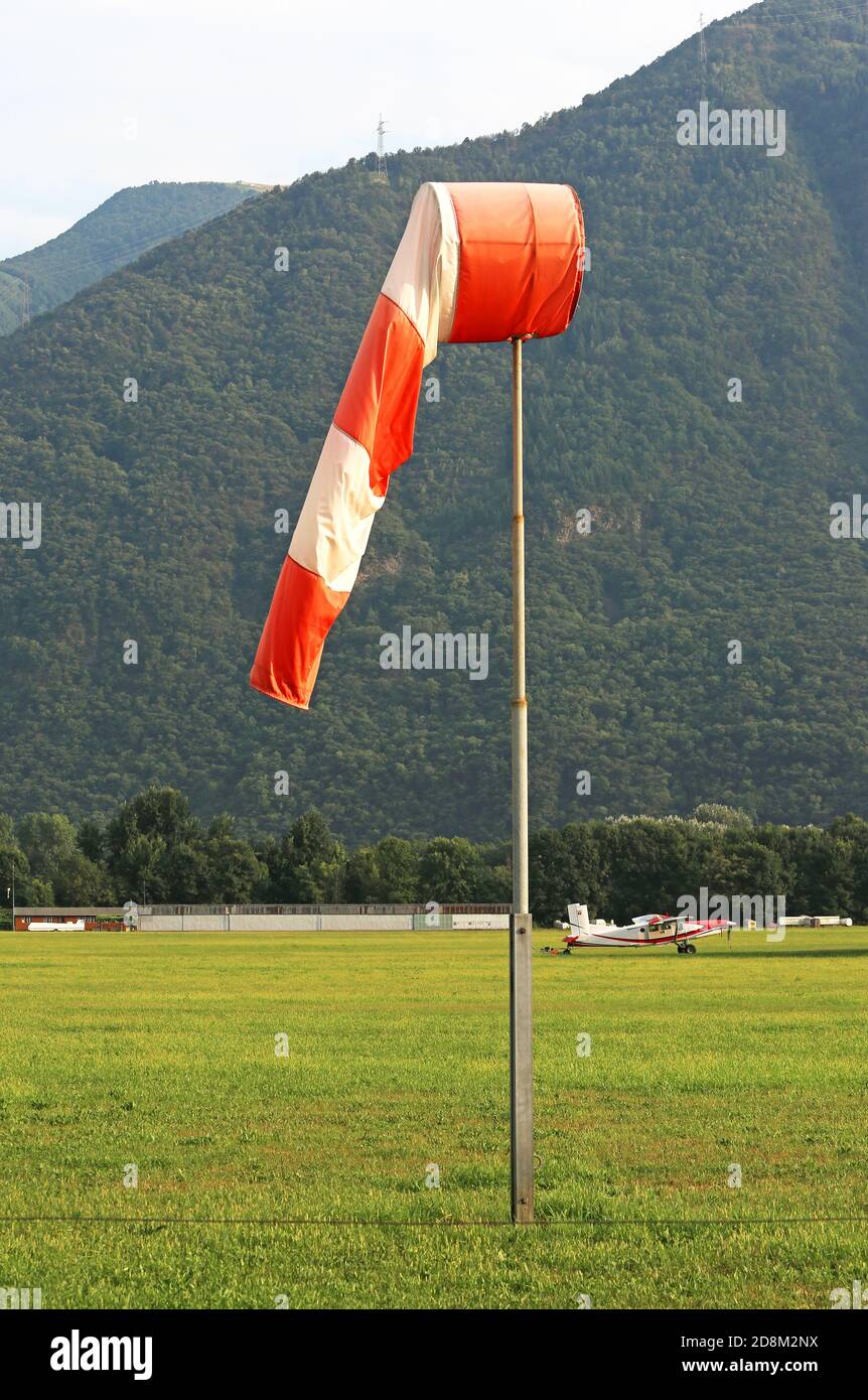 Airport wind wind airport wind hi-res stock photography and images - Alamy
