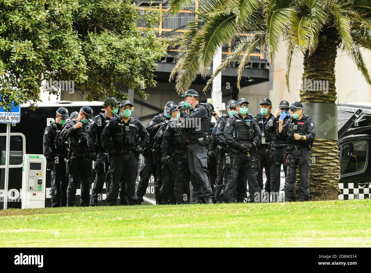 Melbourne, Australia 31 Oct 2020, Public Order Response Police march in ...