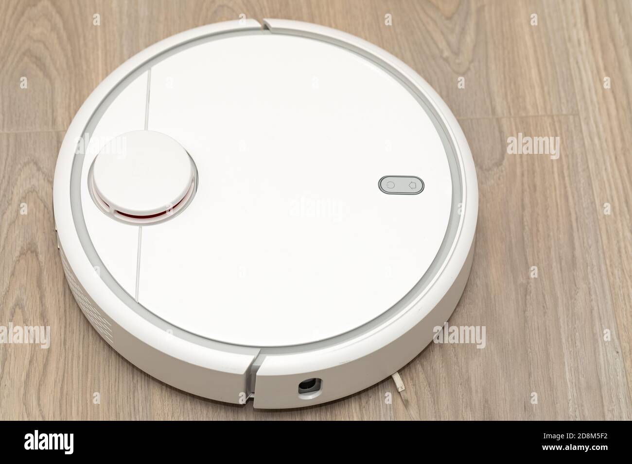 Picture of an automatic intelligent robotic hoover Stock Photo - Alamy