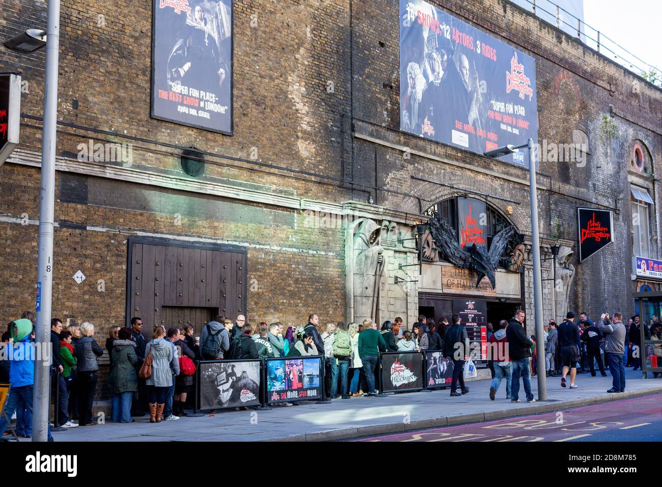London dungeon museum hi-res stock photography and images - Alamy