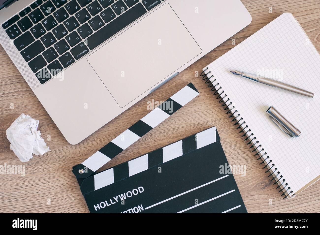 Film editing table hi-res stock photography and images - Alamy
