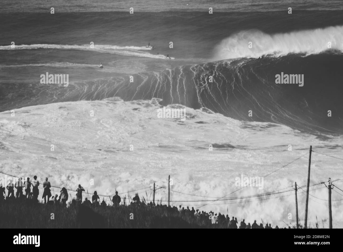 Crowd on cliff at North Beach waves impressive swell and waves of ...