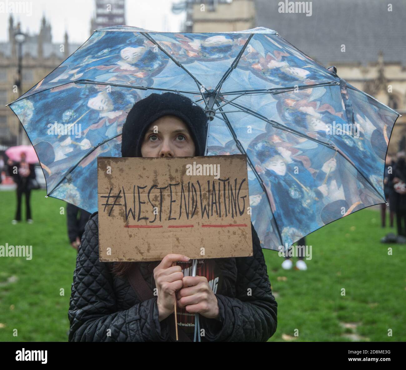 Les miserables umbrellas hi-res stock photography and images - Alamy