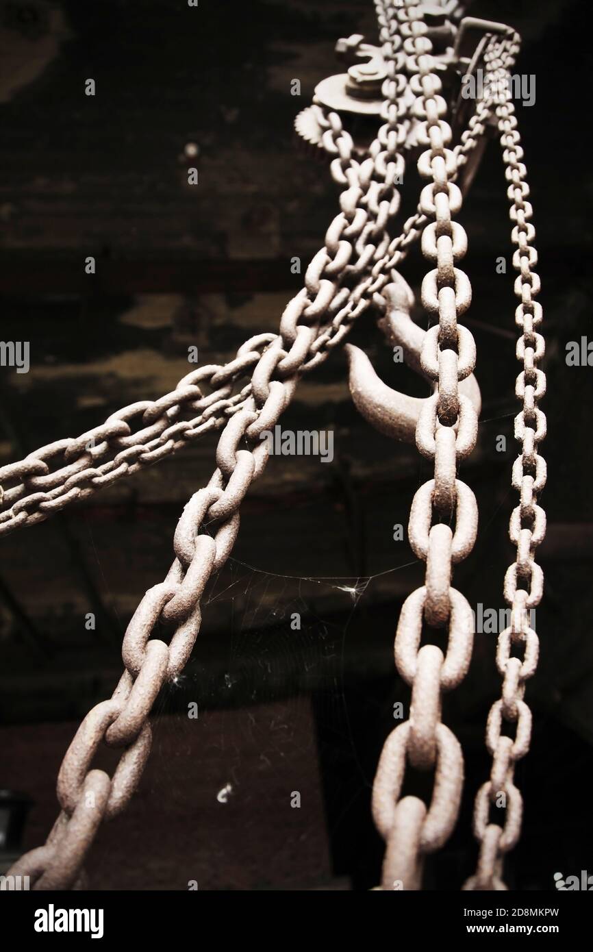 Chains and hook hi-res stock photography and images - Alamy