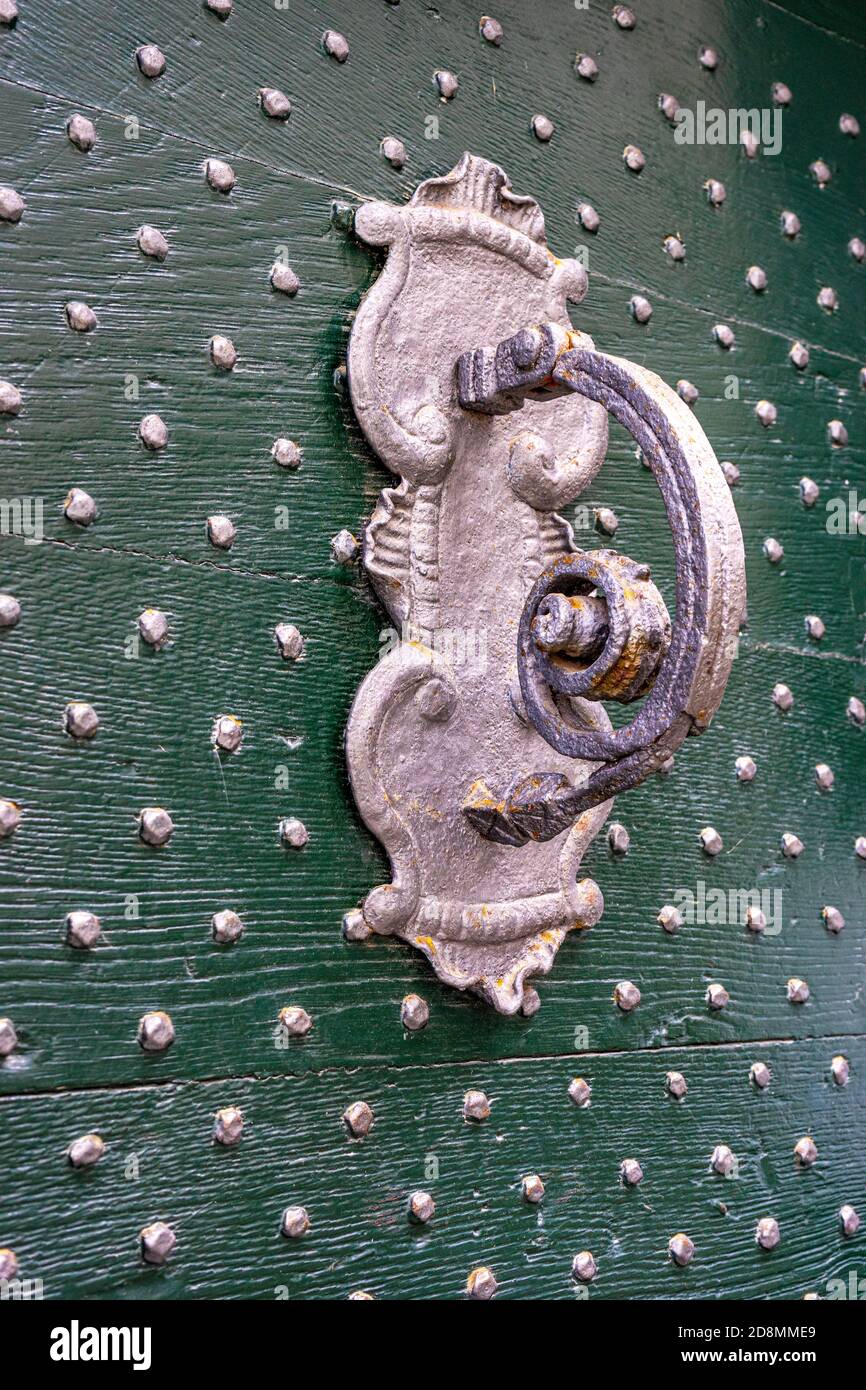 Vertical shot of a vintage door handle Stock Photo - Alamy