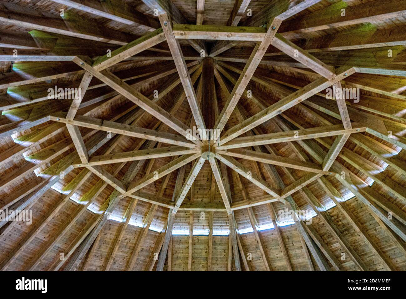 Low angle shot of a wooden roof structure Stock Photo - Alamy