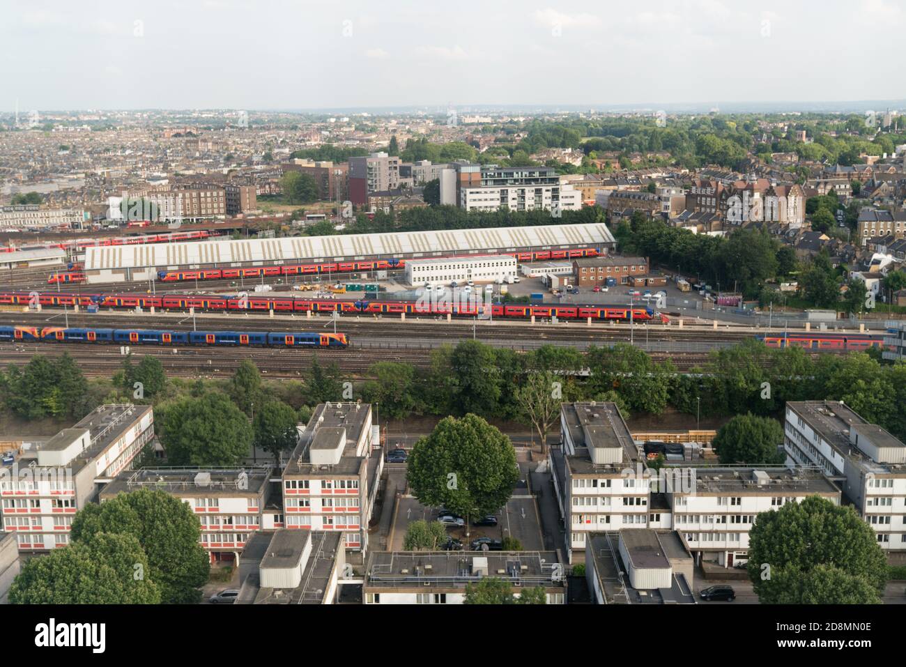 Clapham Junction railway Train station Stock Photo - Alamy