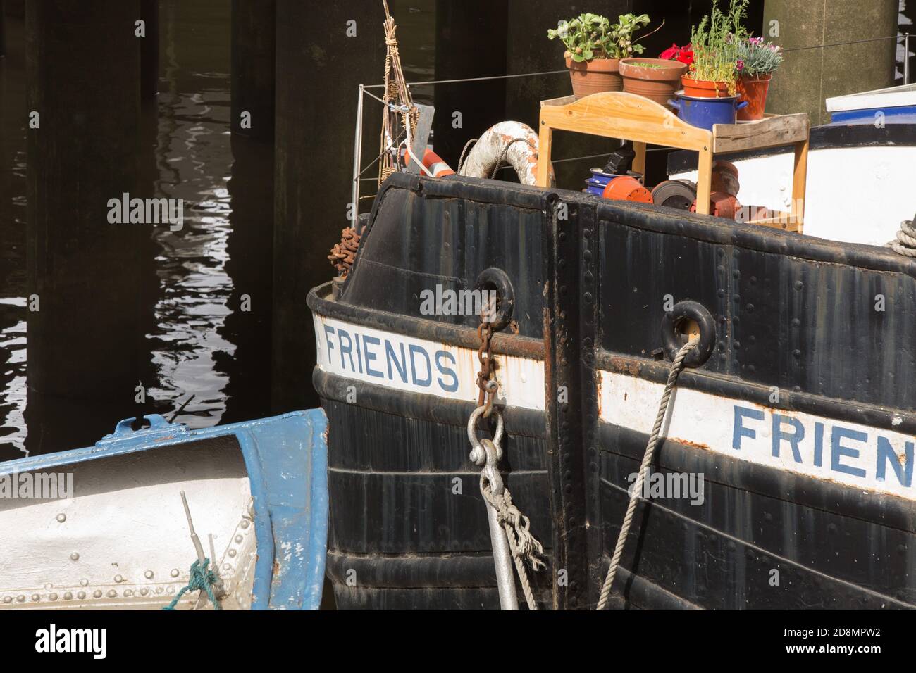 Nine Elms Pier Stock Photo - Alamy