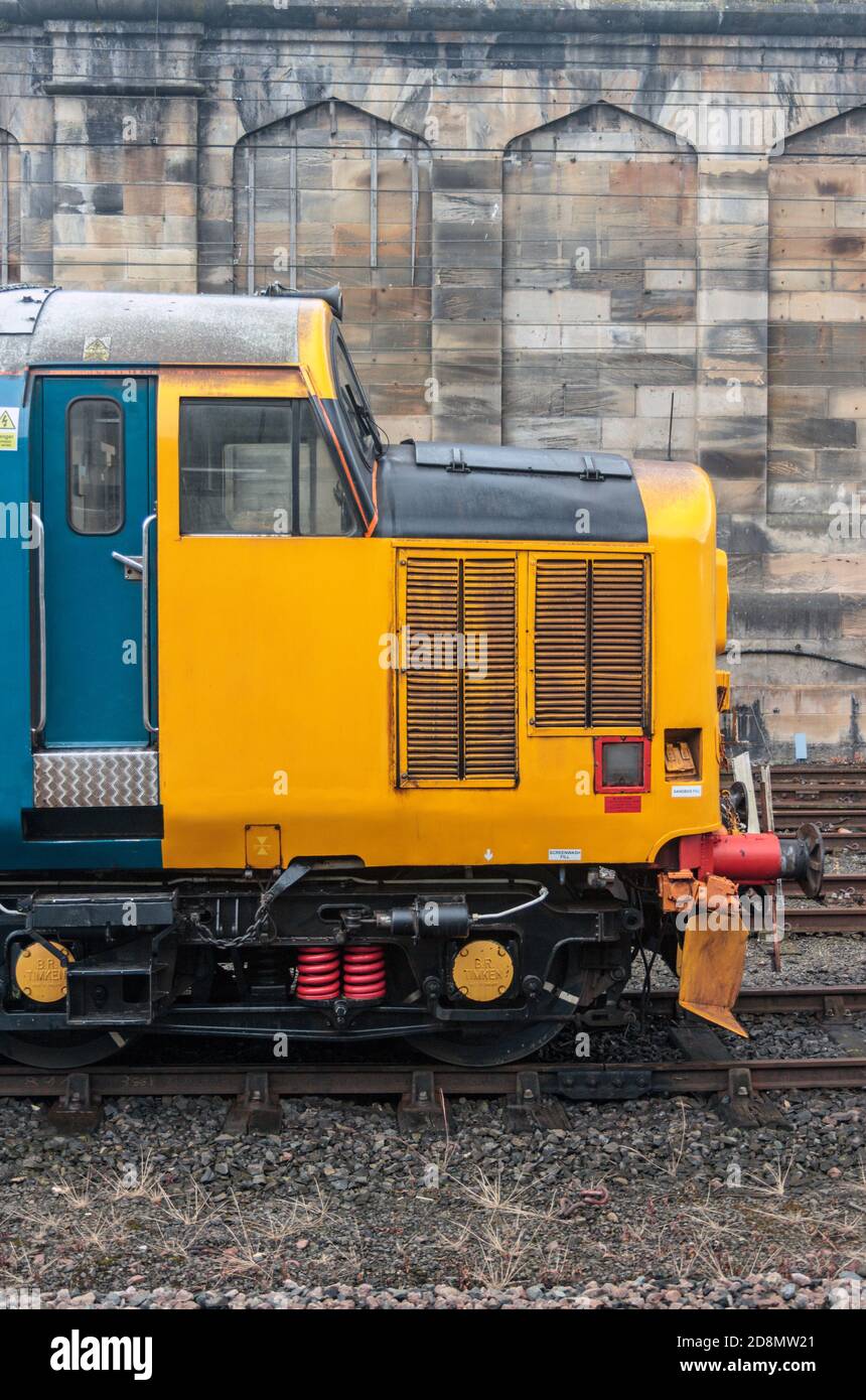 Class 37425 concrete bob locomotive hi-res stock photography and images ...