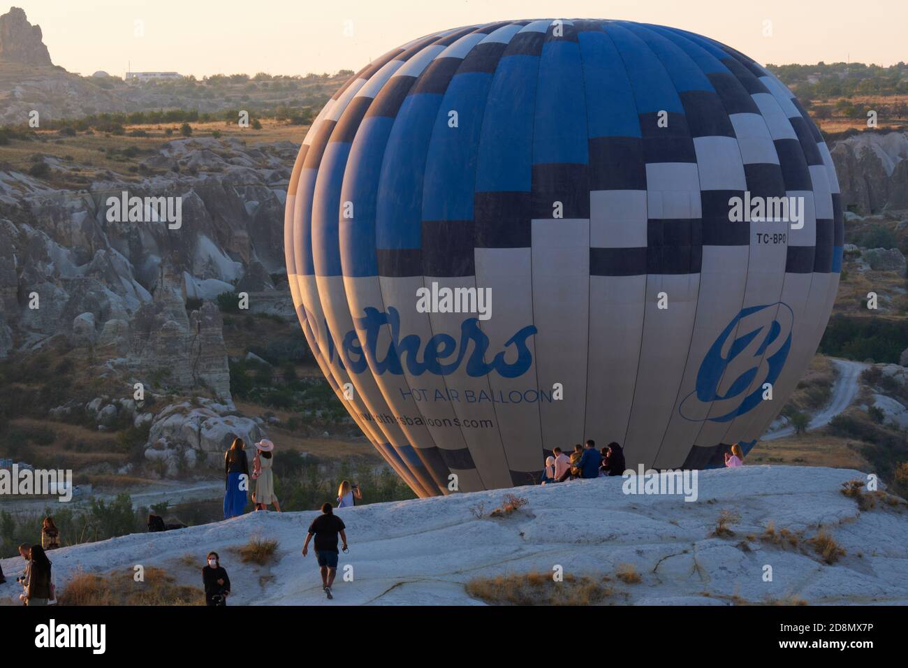 Hot air balloon fly hi-res stock photography and images - Alamy
