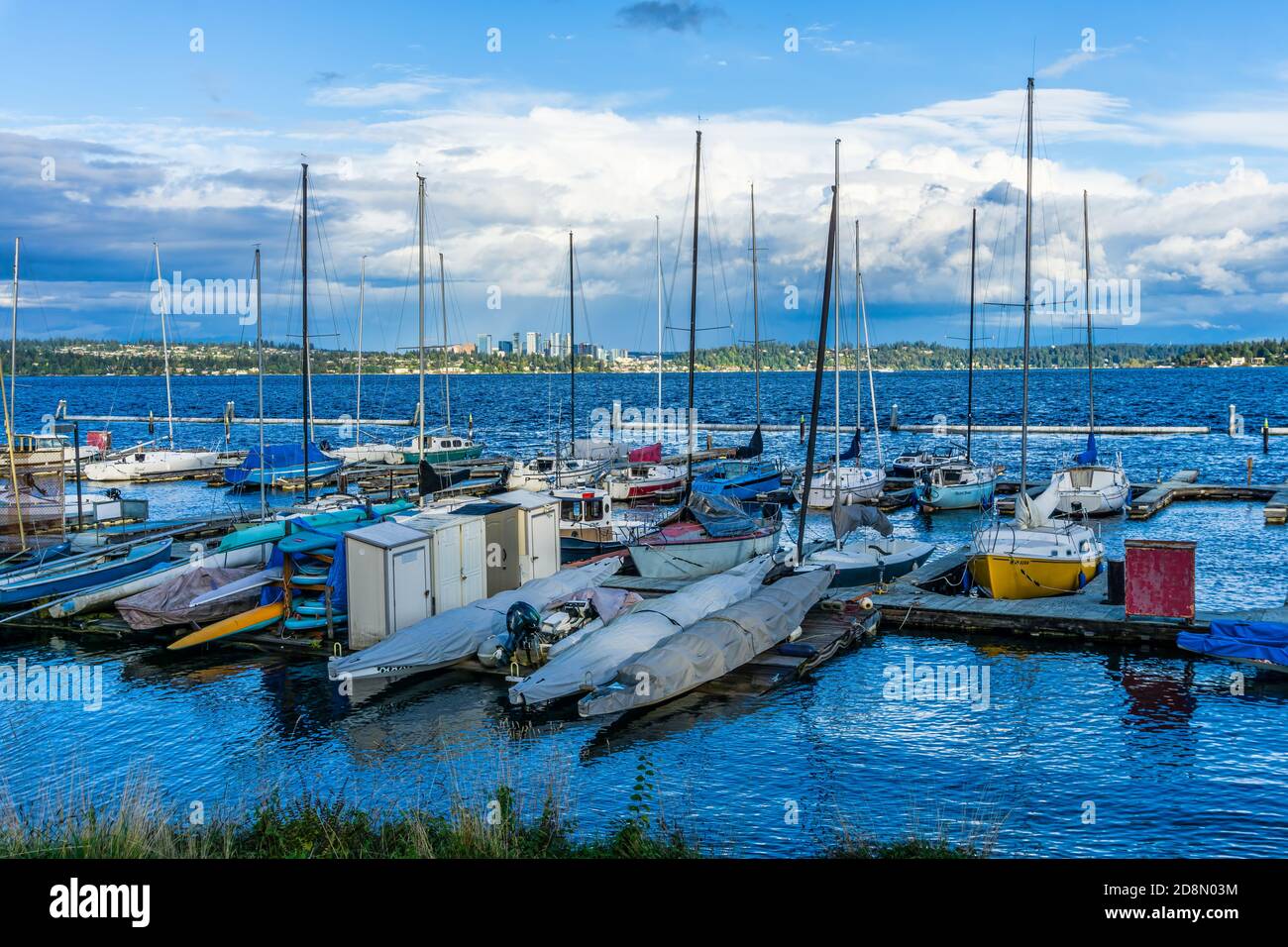Aview of the marine at Leschi and Lwke Washington Stock Photo - Alamy