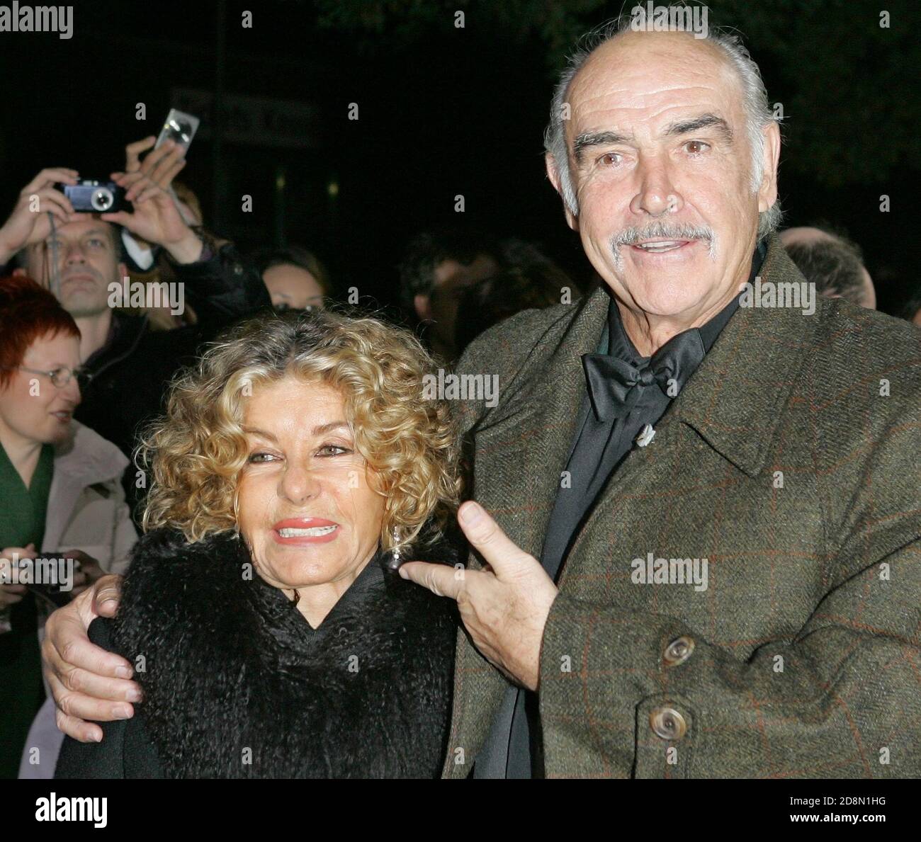 Sean connery and wife hi-res stock photography and images - Alamy