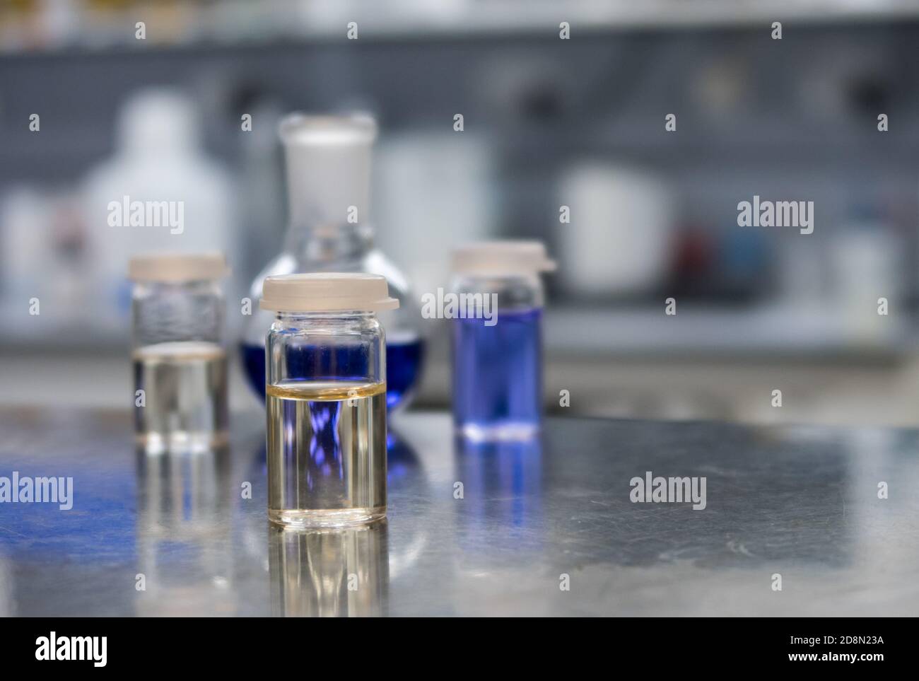 Vials in laboratory hi-res stock photography and images - Alamy