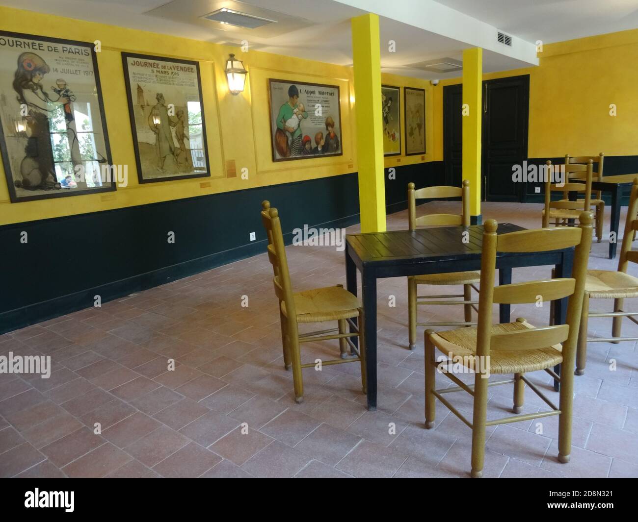 Paris, le Musée de Montmartre Stock Photo - Alamy