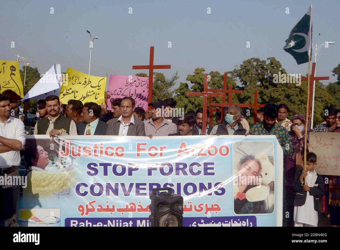 Rah rah girl hi-res stock photography and images - Alamy