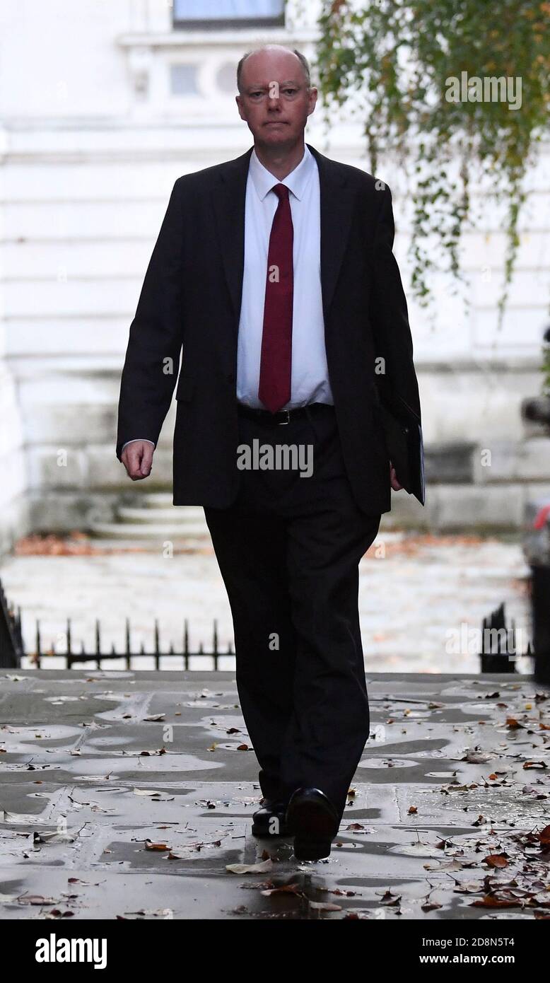 Chief medical officer professor chris witty hi-res stock photography ...