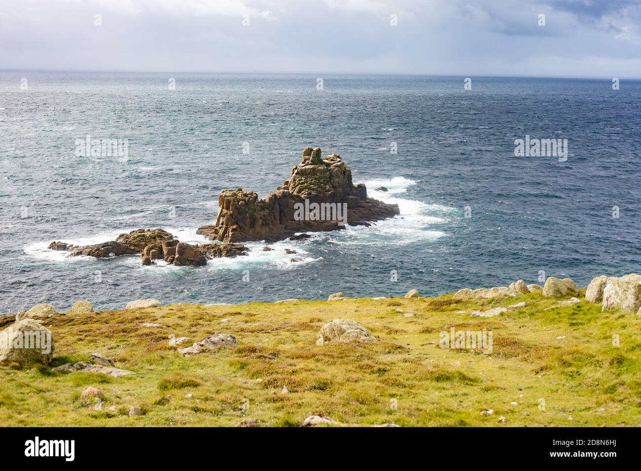 Jutting rocks hi-res stock photography and images - Alamy