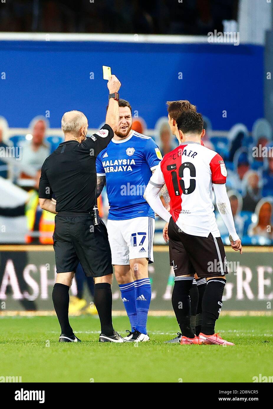 Lee tomlin of cardiff city hi-res stock photography and images - Alamy